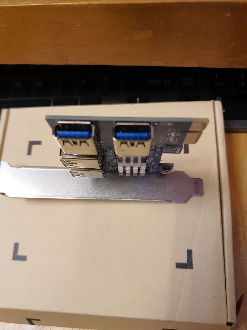 B2) Pcie to 4 port pcie, Computers & Tech, Parts & Accessories ...