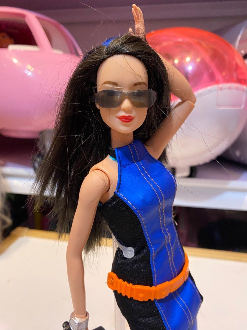 Barbie Spy Squad 2 in 1 Renee Secret Agent Doll 2015. Reversible dress ...