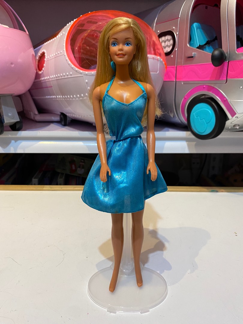 Barbie Vintage (slightly thin hair) on Carousell