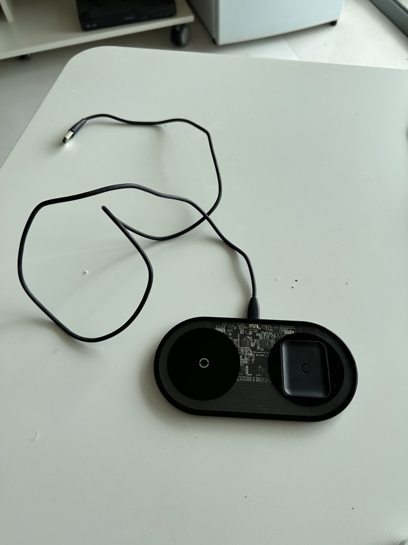 Baseus Simple 2 in 1 Wireless Charger 18W Model BS-W508, Mobile Phones ...