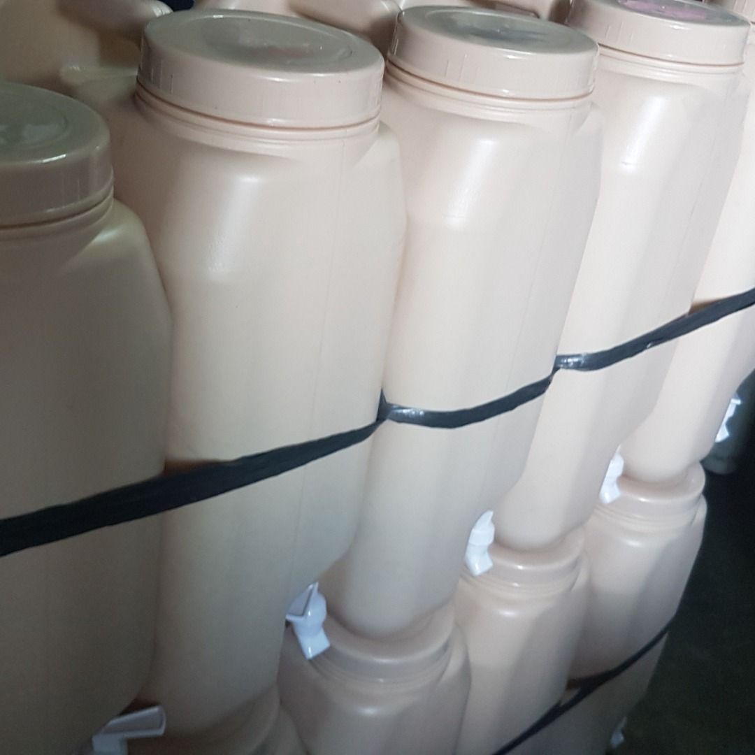 Beige Water Gallon (Pull-up) with Faucet and Lid Water Container ...