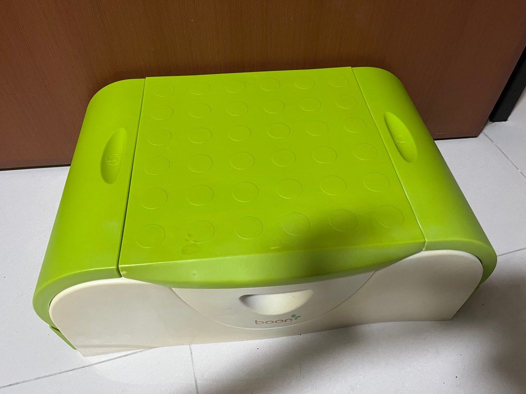 Boon baby/kids/children potty training (can become chair or table ...