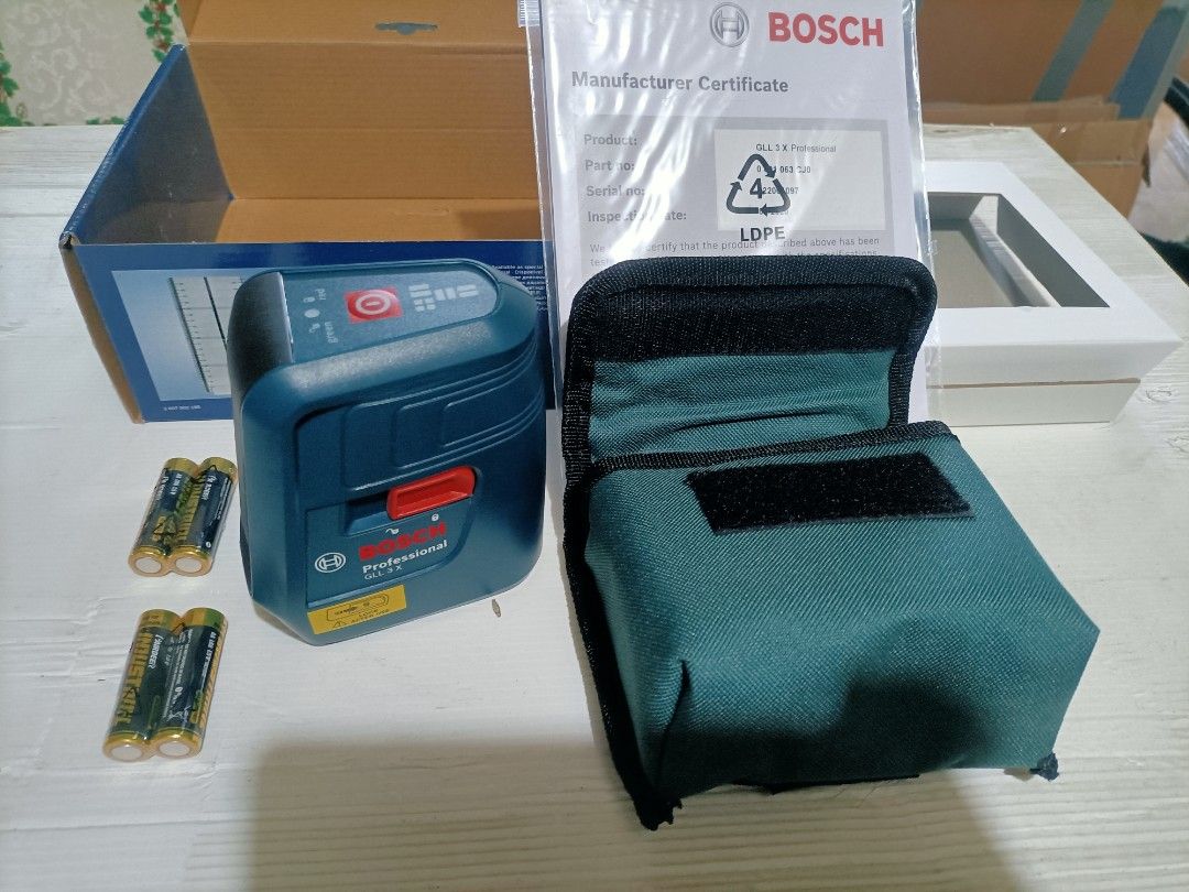 Bosch laser level, Commercial & Industrial, Construction Tools ...