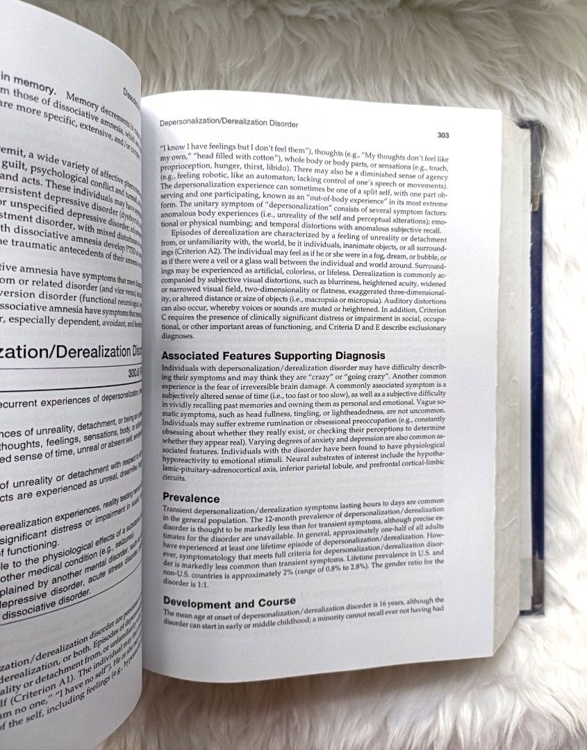 Brandnew DSM-5 Hardbound, Hobbies & Toys, Books & Magazines, Textbooks ...