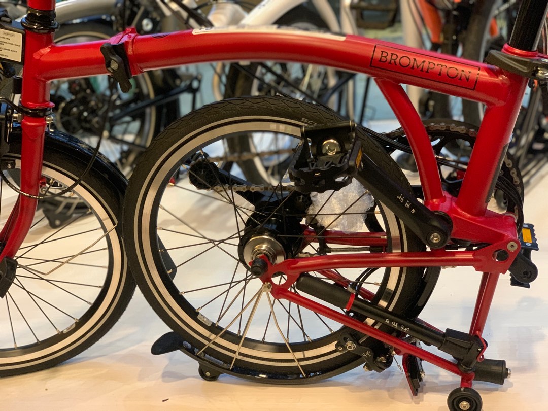Brompton red 6 speed, Sports Equipment, Bicycles & Parts, Bicycles on ...
