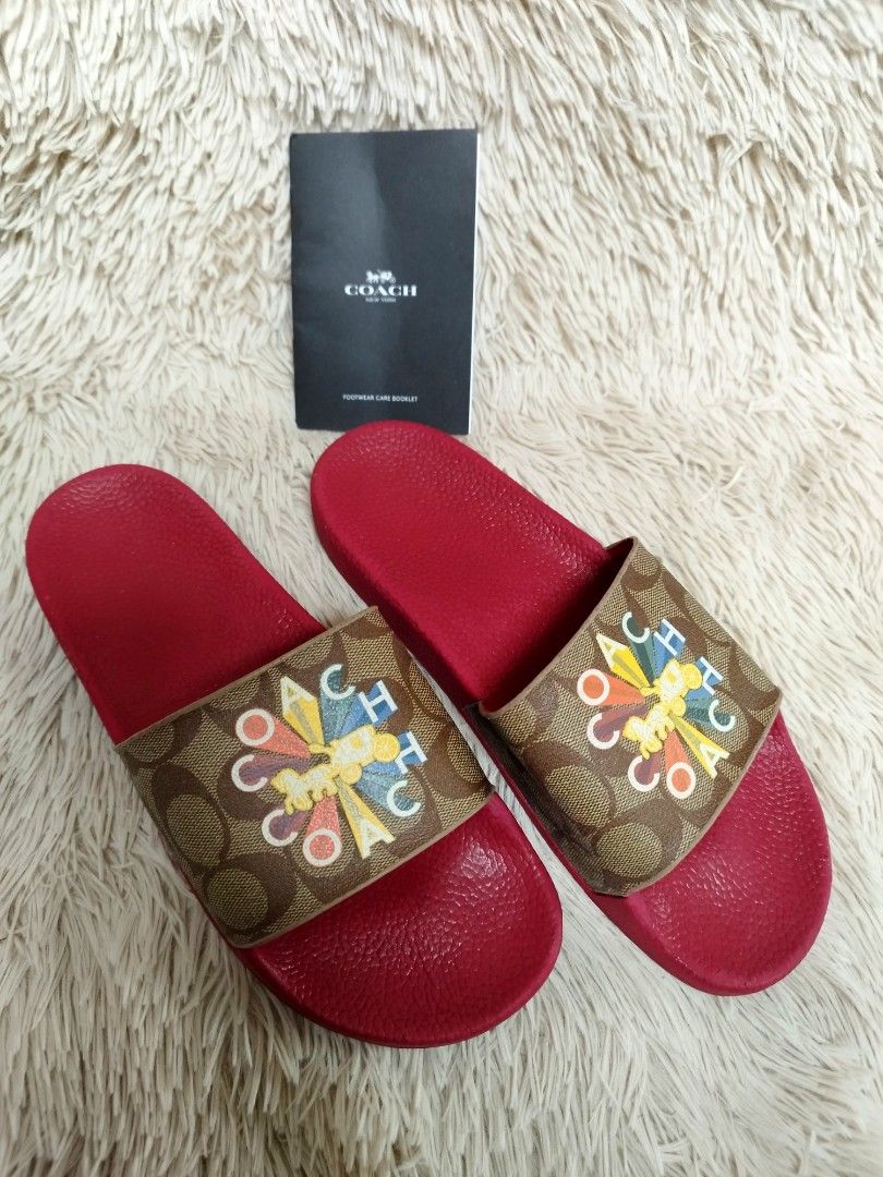 Coach slides on Carousell