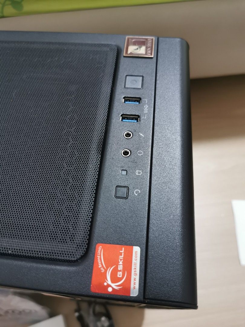 Corsair Carbide 400C mid tower case, Computers & Tech, Parts ...