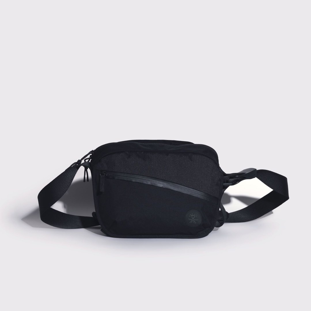 Crumpler Billy Messenger V2 - Black, Men's Fashion, Bags, Sling Bags on ...