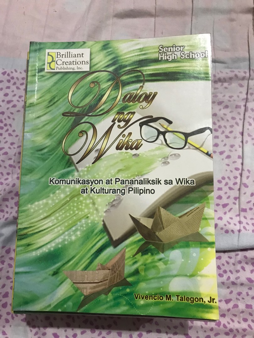 Daloy ng Wika (Shs book) komunikasyon at pananaliksik sa wika at ...