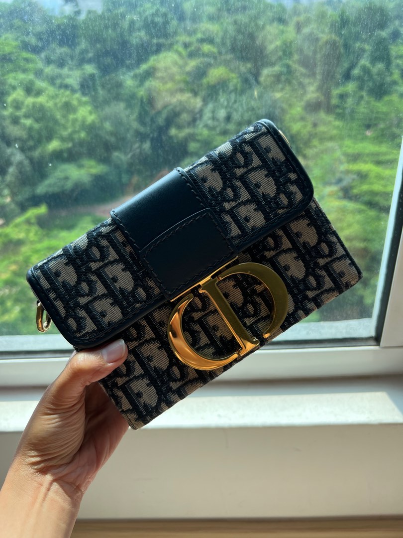 Dior Montaigne Box, Luxury, Bags & Wallets on Carousell