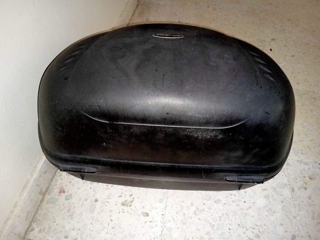 GIVI SIMPLY MOTORBIKE BOX, Motorcycles, Motorcycle Accessories on Carousell