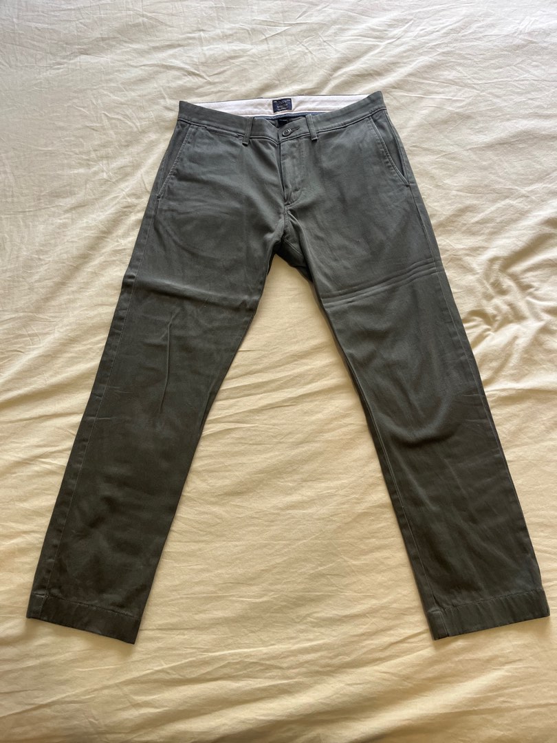Green J. Crew Chinos, Men's Fashion, Bottoms, Chinos on Carousell