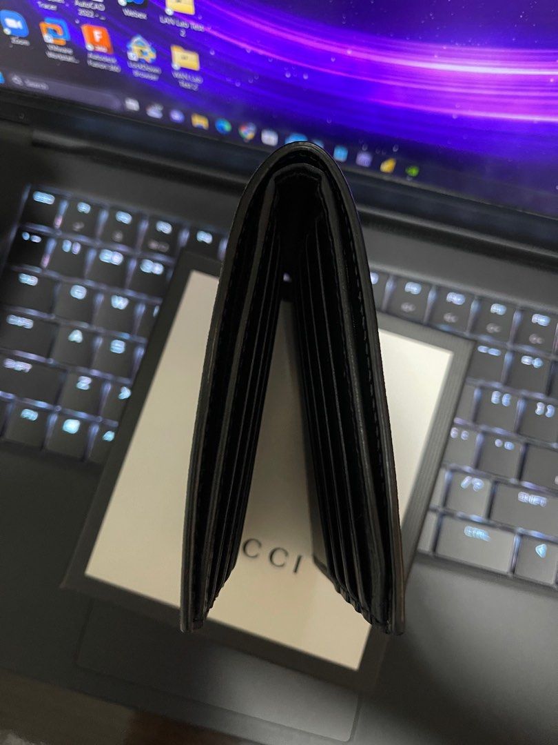 Gucci GG Supreme Tiger Print Wallet, Men's Fashion, Watches ...