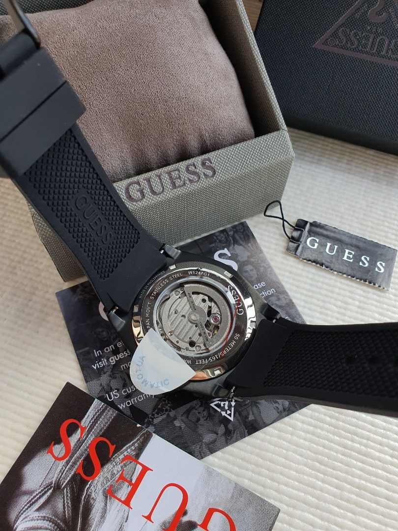 Guess automatic, Men's Fashion, Watches & Accessories, Watches on Carousell