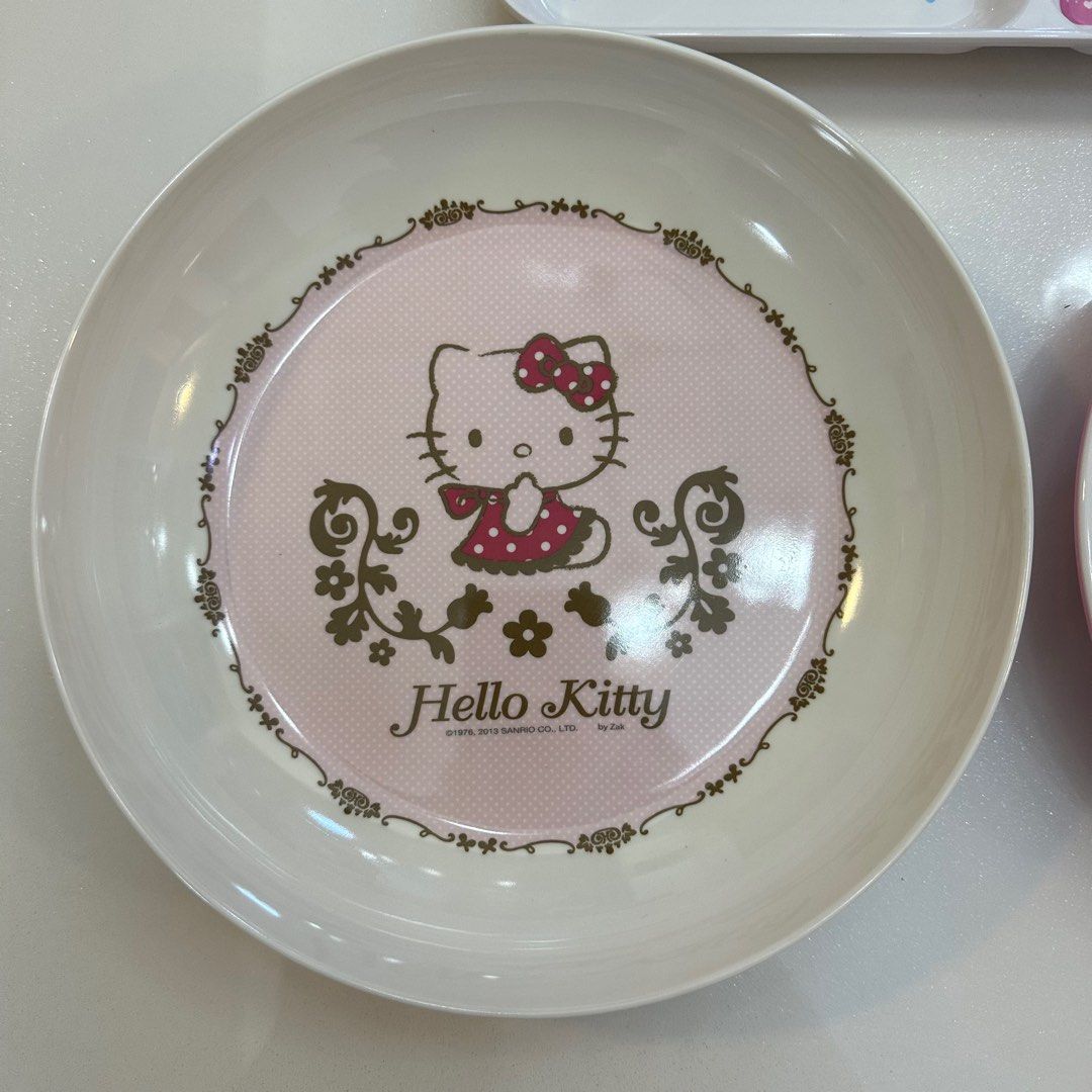 Hello Kitty Plates, Furniture & Home Living, Kitchenware & Tableware ...