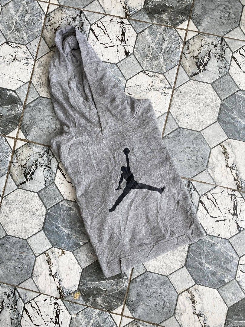 Jordan hoodie, Men's Fashion, Coats, Jackets and Outerwear on Carousell