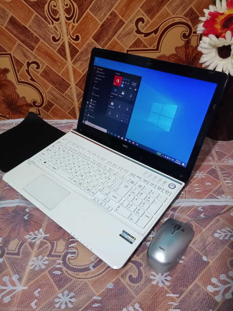 LAPTOP, GLOSSY WHITE, COREi5, 8GB RAM, 500GB HDD, WINDOWS 10, NEC, GOOD FOR ALL PURPOSE on Carousell
