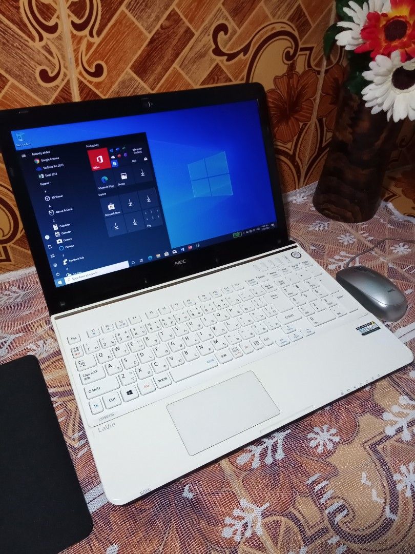 LAPTOP, GLOSSY WHITE, COREi5, 8GB RAM, 500GB HDD, WINDOWS 10, NEC, GOOD FOR ALL PURPOSE on Carousell