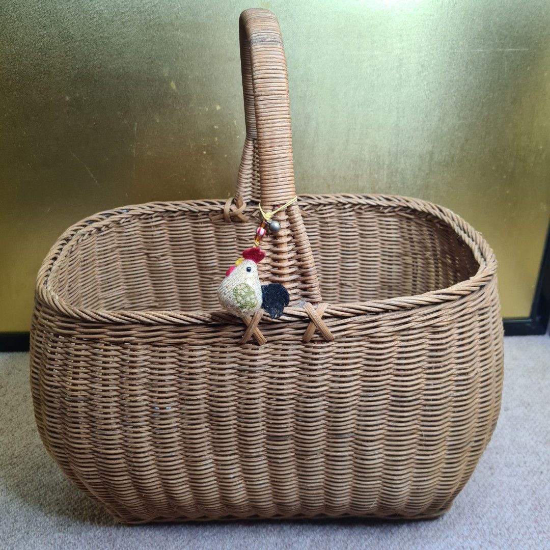 LARGE NATIVE MULTI-PURPOSE RATTAN BASKET/PICNIC BASKET on Carousell