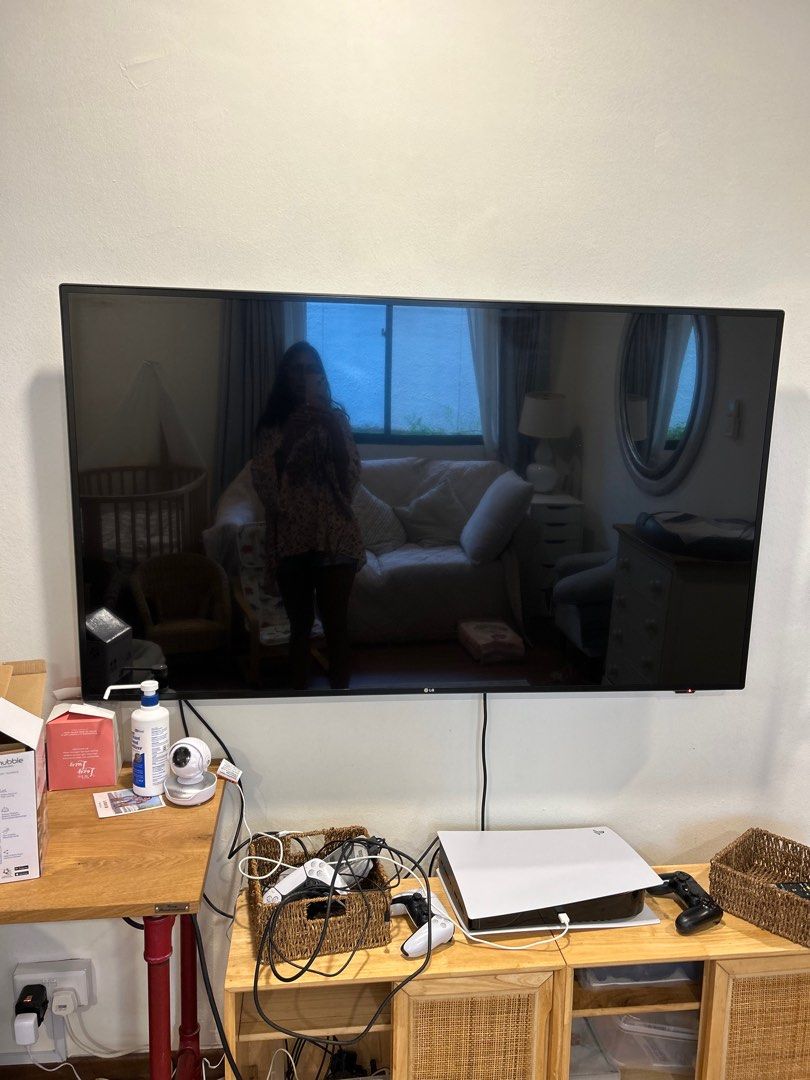 LG 65 inch smart tv - old interface, TV & Home Appliances, TV ...