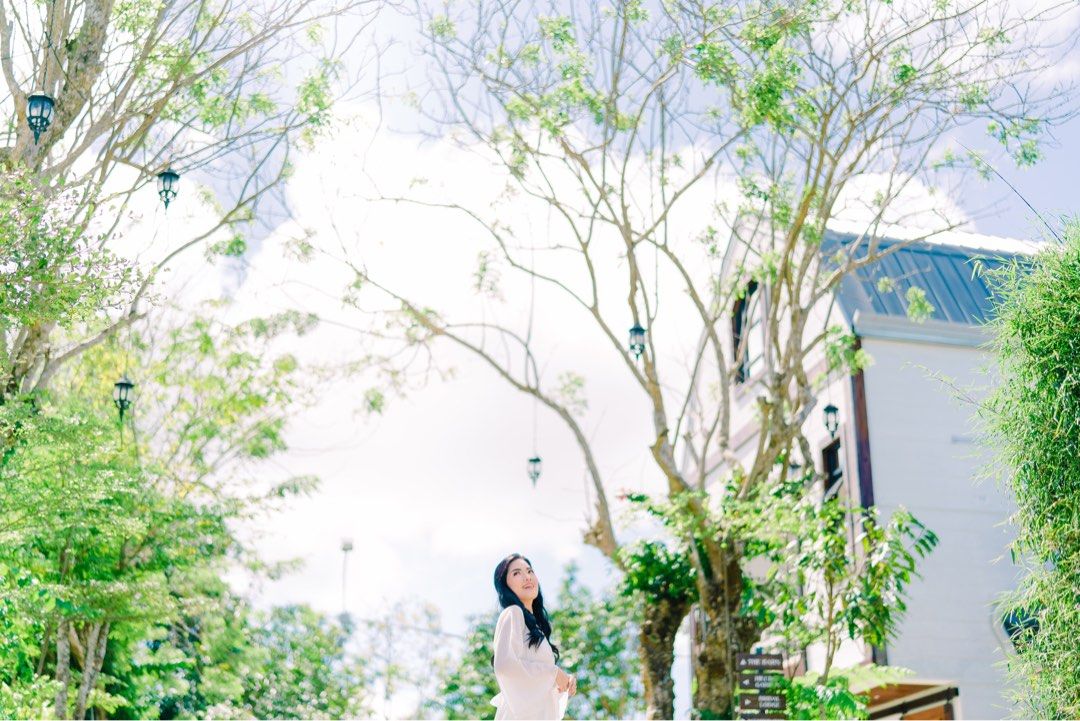 LISSE White Long Train Jamille Bridal Robe, Women's Fashion ...