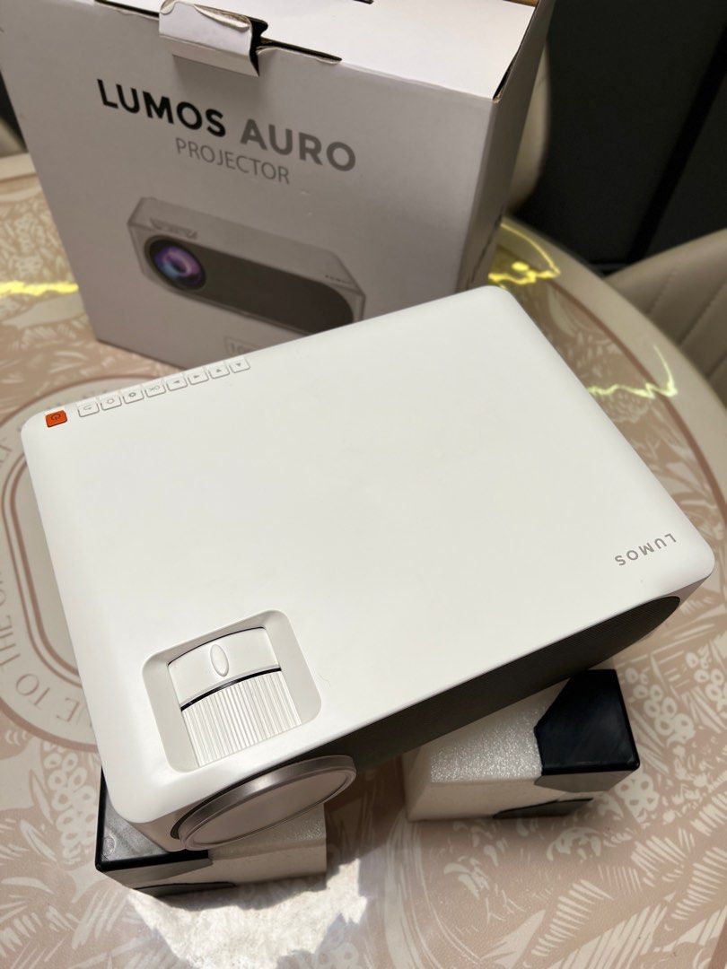 Lumos Projector - smart version fullset with stand, TV & Home ...