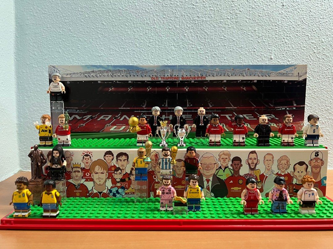 Manchester United players Lego Minifigures, Hobbies & Toys, Toys ...
