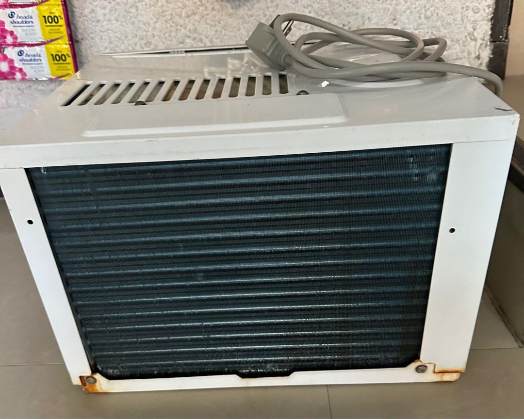 Matrix .6hp Window Type Aircon, Car Parts & Accessories, Engine and ...