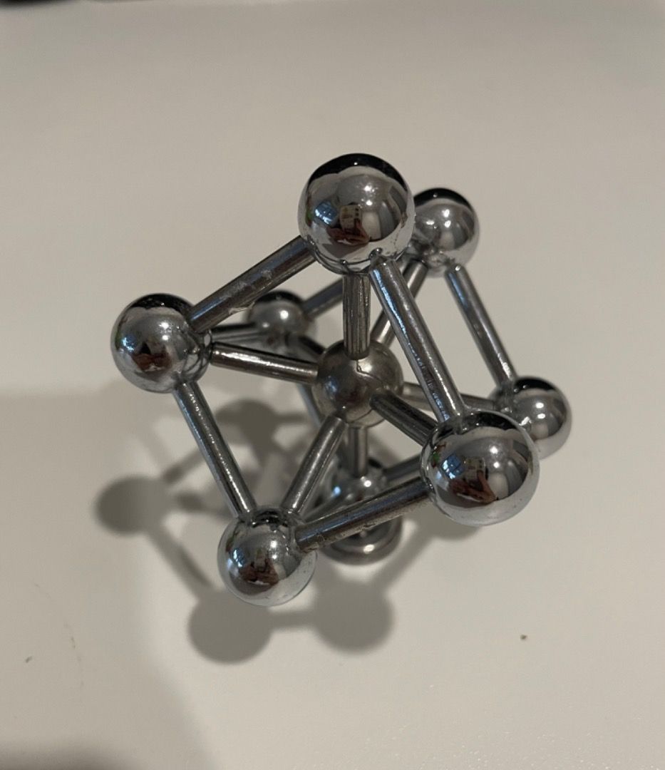 Metal 3d hollow cube mini stand, Hobbies & Toys, Stationery & Craft ...