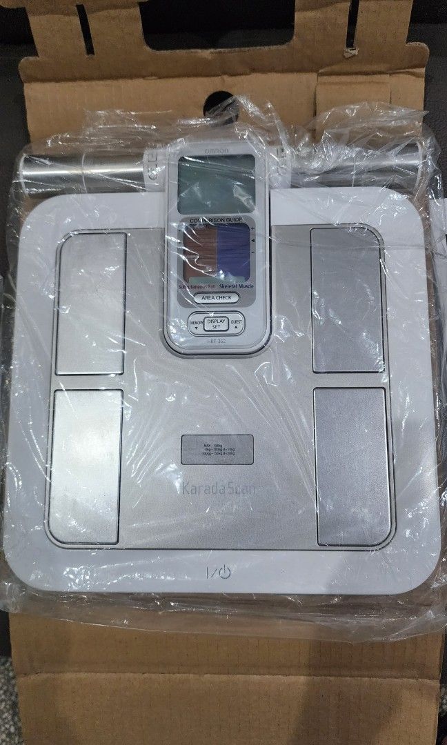 Omron karada scan body composition monitor scale, Health & Nutrition ...