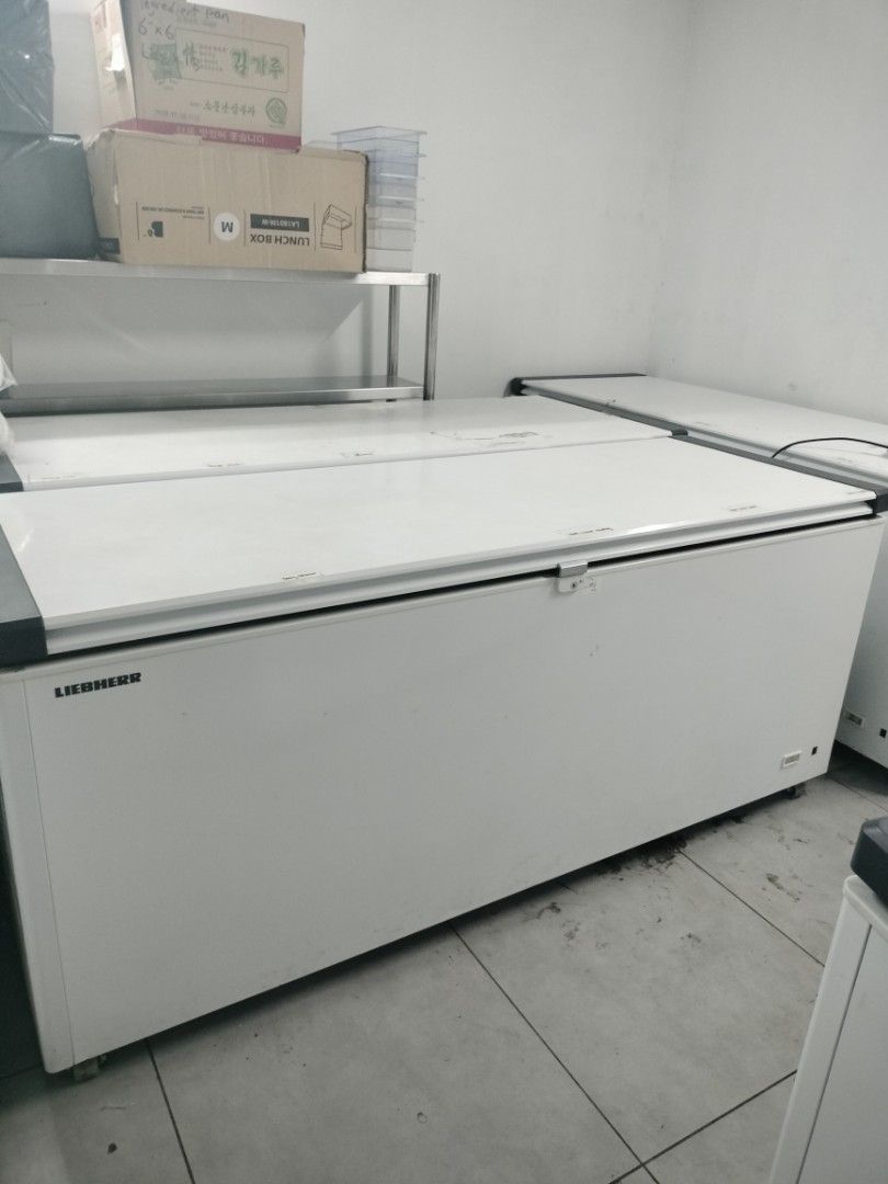 One door extra large size freezer, TV & Home Appliances, Kitchen ...