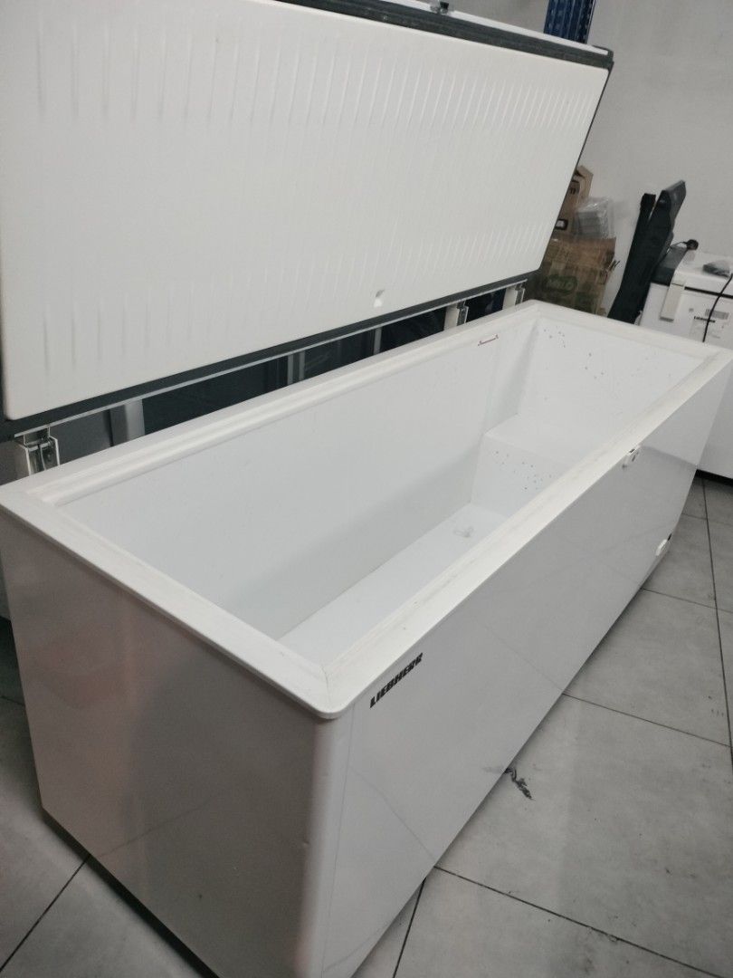 One door extra large size freezer, TV & Home Appliances, Kitchen ...