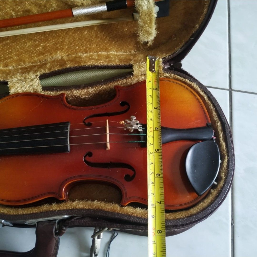 Original Shell-One Violin with casing TOYO GAKKI CO.LTD., Sports ...