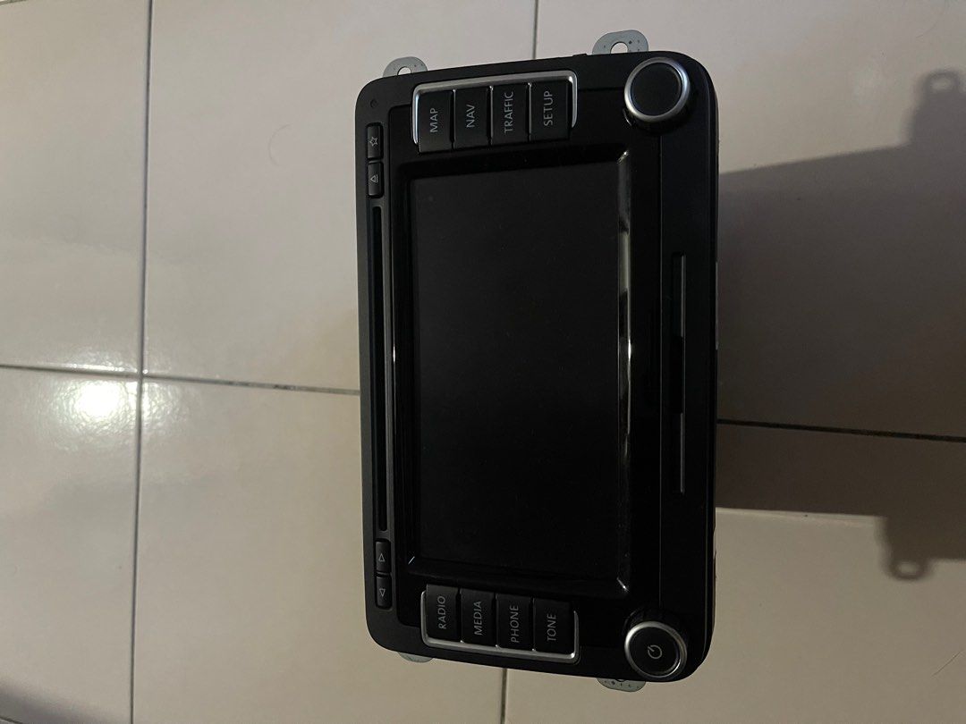 Original Vw Radio Navigation System Auto Accessories On Carousell