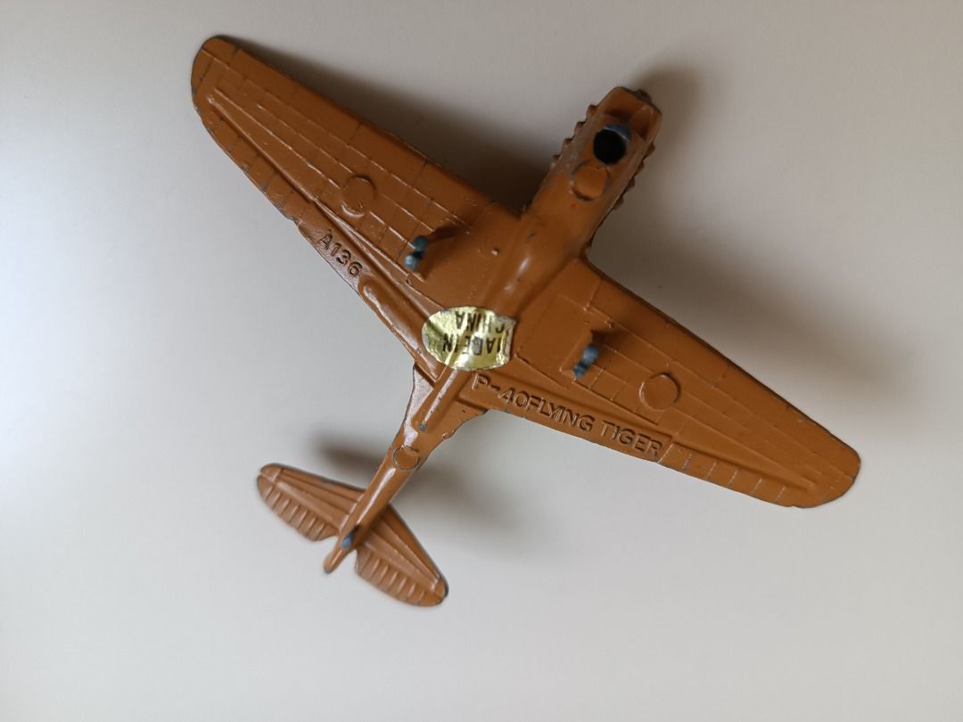 P-40 Flying Tiger - Cast Metal Toy Airplane Model (Wheels Missing ...