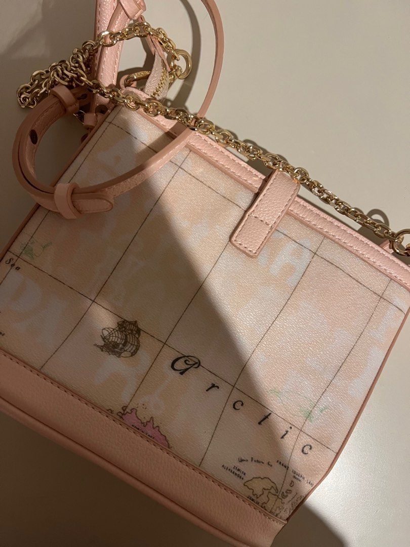 Paprika map sling bag, Fesyen Wanita, Tas & Dompet di Carousell