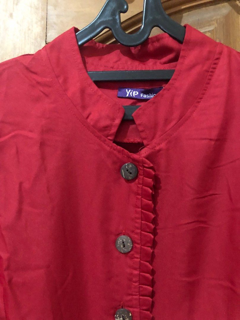 Preloved Dress warna merah kancing depan sampai dada, ada aksen pita on ...