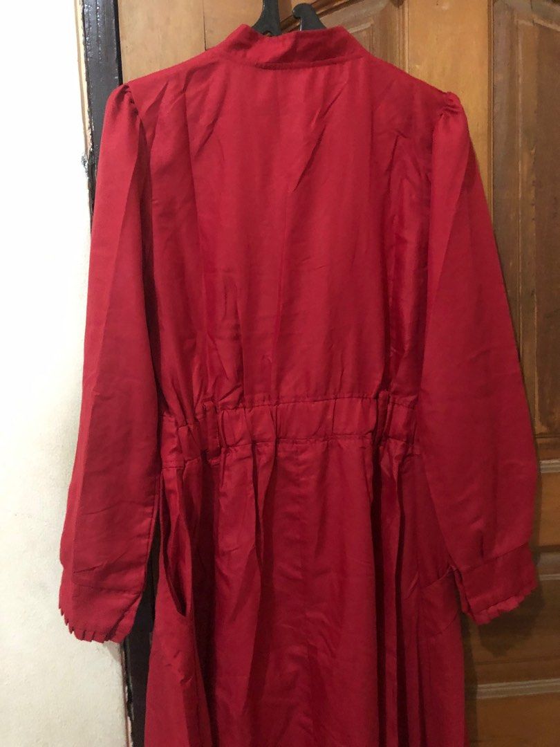 Preloved Dress warna merah kancing depan sampai dada, ada aksen pita on ...