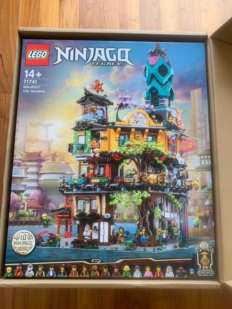 FREE GIFT! RETIRED *RARE* LEGO Ninjago City Gardens Set 71741, Hobbies ...