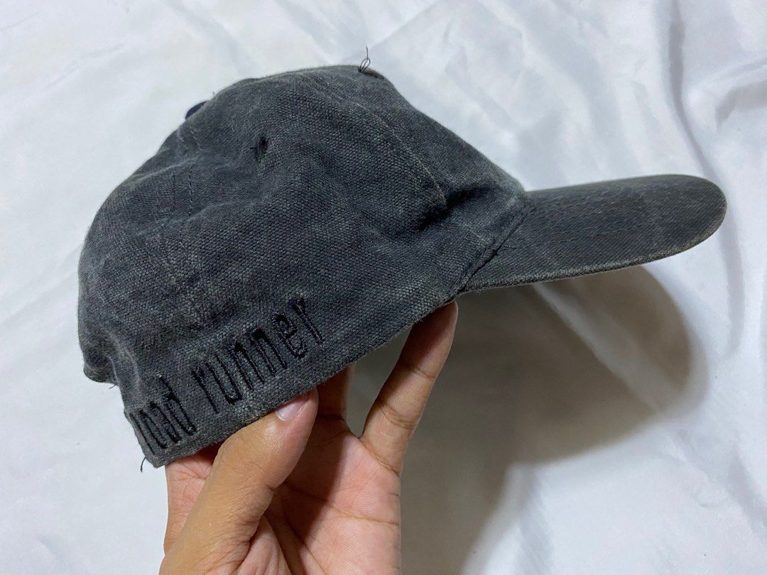 Road runner cap on Carousell
