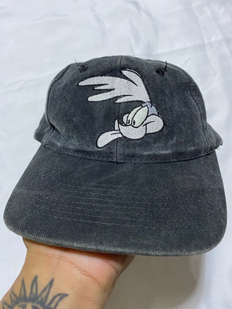 Road runner cap on Carousell