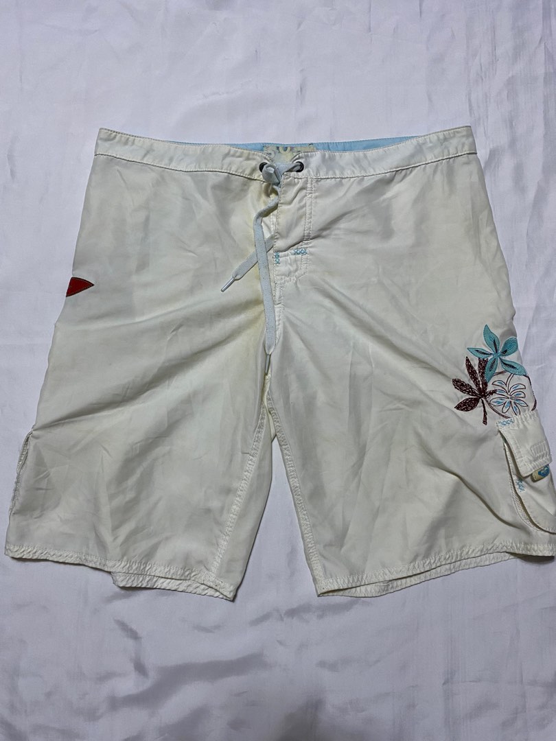 Roxy bordshort, Men's Fashion, Bottoms, Shorts on Carousell