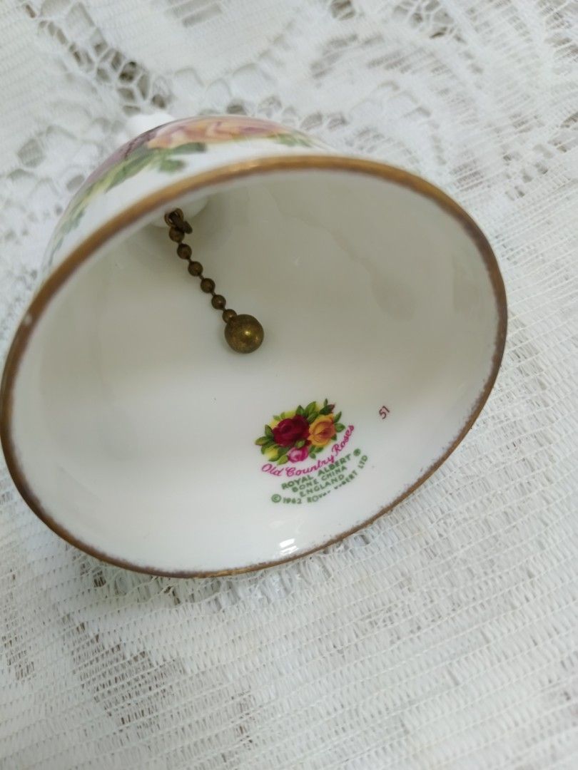 Royal Albert Old Country Roses Bell, Hobbies & Toys, Collectibles ...