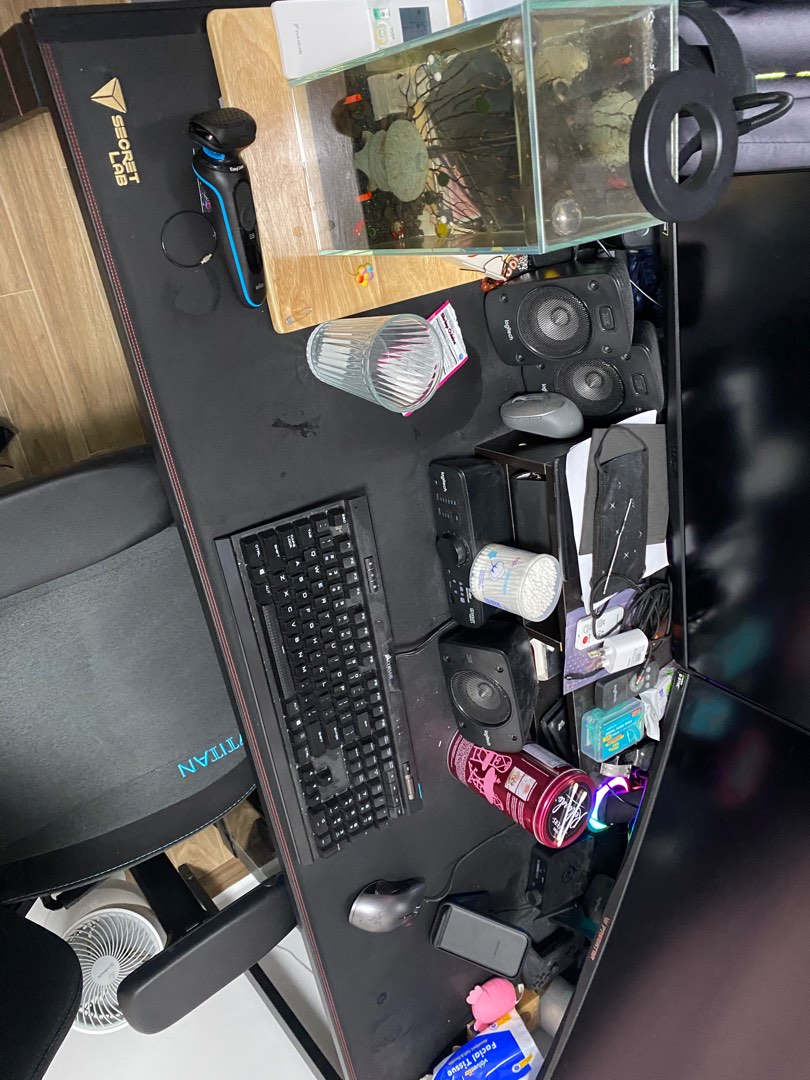 Secret lab Magnus Metal Desk, Furniture & Home Living, Furniture ...