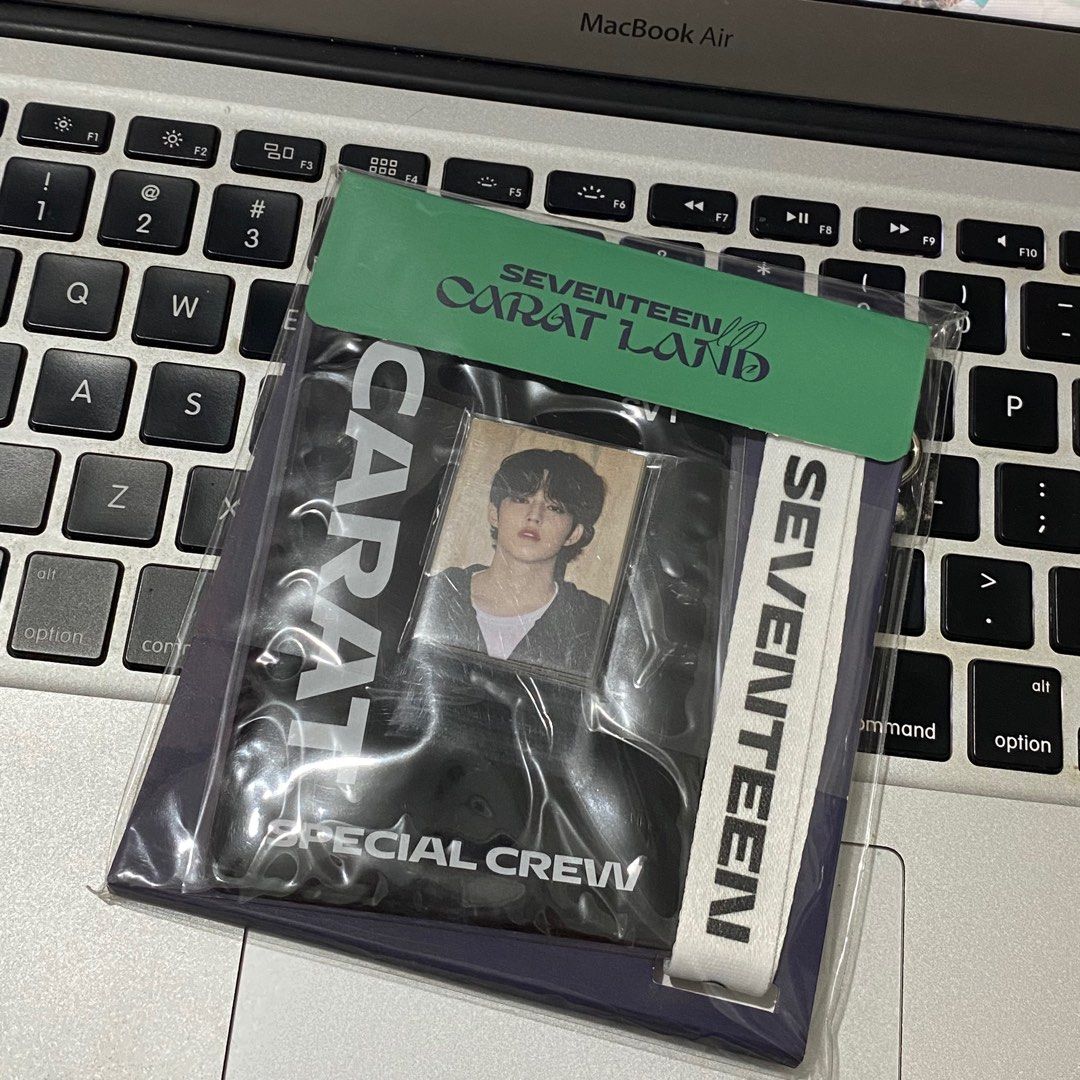 Seventeen FML Strap + Postcard Set Weverse POB, Hobbies & Toys, Memorabilia & Collectibles, K ...