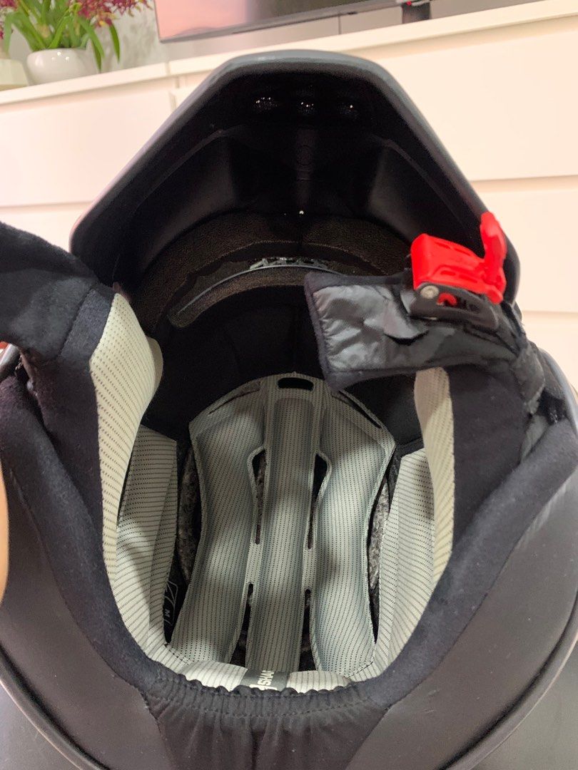 Shark Raw Soyouz Helmet, Motorbikes on Carousell