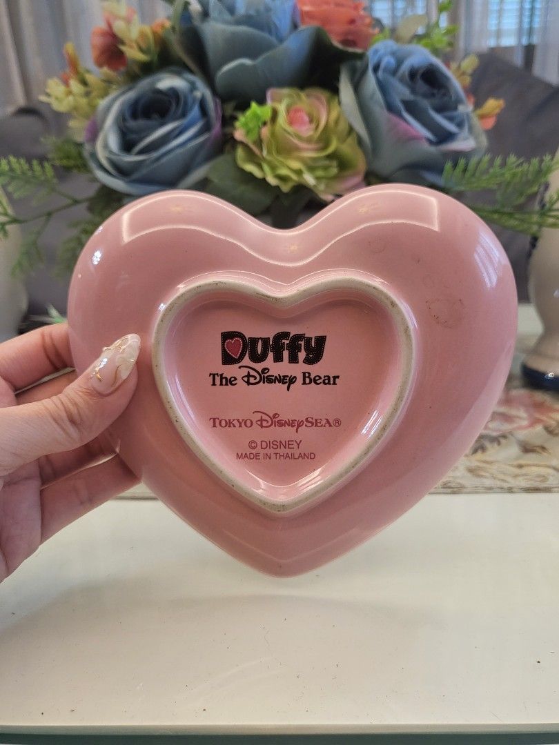 Shellie May Heart-Shaped Pink Plate on Carousell