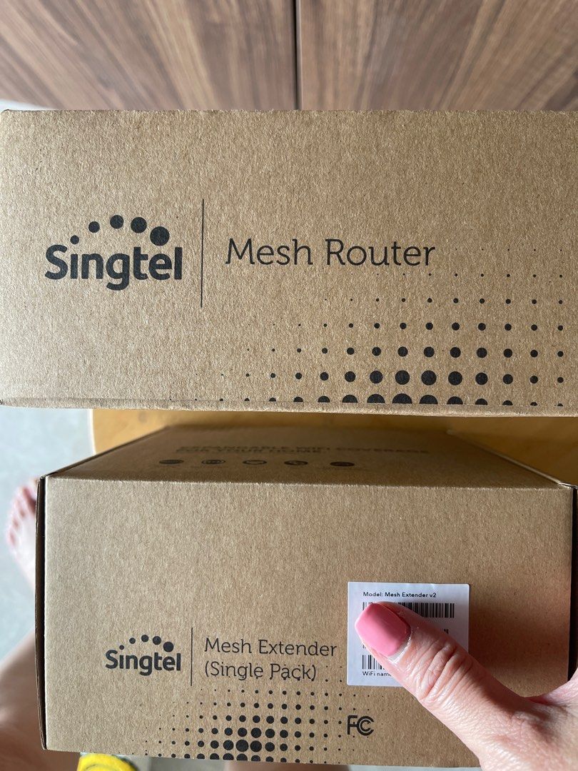 Singtel Mesh Router and Mesh Extender, Computers & Tech, Parts ...