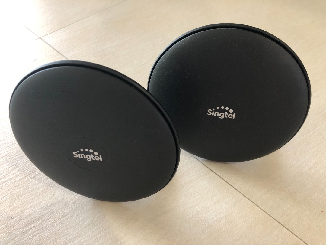 Singtel Wifi Mesh (1 Pair), Computers & Tech, Parts & Accessories ...