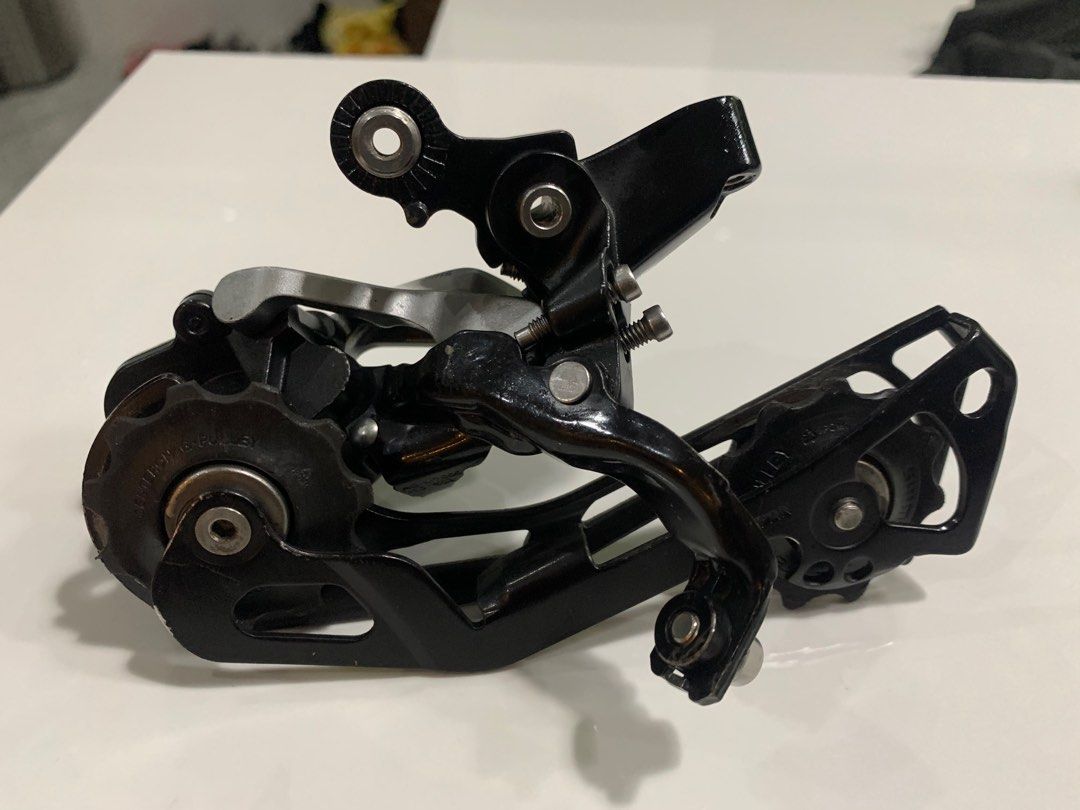 SLX RD 11 speed M7000 rear derailleur on Carousell